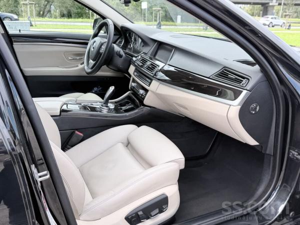 BMW 530 2014 in Riga on AUTOMOTO.COM.LV Black BMW 530 2014 in Riga, with an engine capacity of 3.00 L and mileage of 346 thousand km for 14200 €, photo 11 on AUTOMOTO.COM.LV