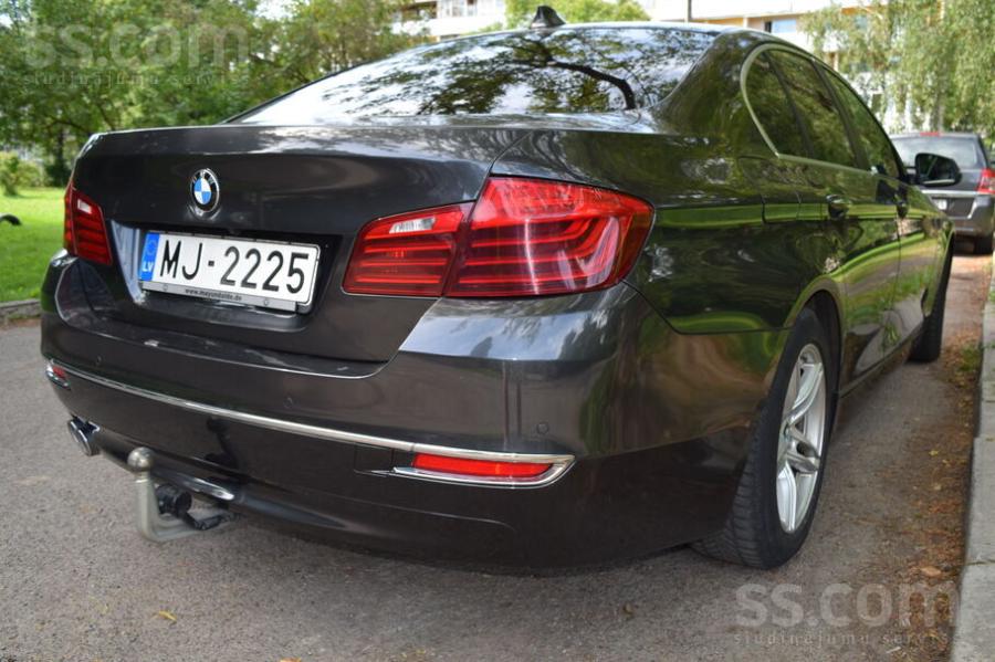 Black BMW 530 2015 in Riga, with an engine capacity of 3.00 L and mileage of 0 thousand km for 13200 €, photo 25 on AUTOMOTO.COM.LV