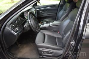 Black BMW 530 2015 in Riga, with an engine capacity of 3.00 L and mileage of 0 thousand km for 13200 €, photo 30 on AUTOMOTO.COM.LV