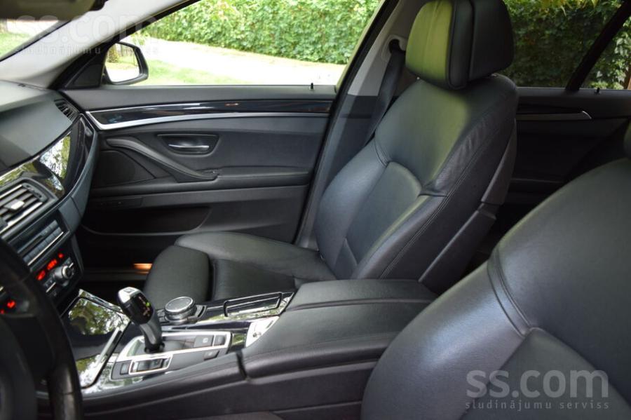 Black BMW 530 2015 in Riga, with an engine capacity of 3.00 L and mileage of 0 thousand km for 13200 €, photo 31 on AUTOMOTO.COM.LV