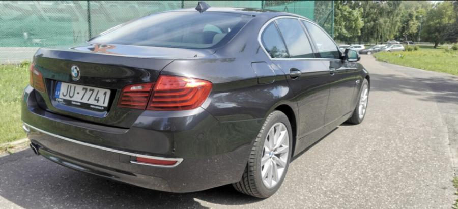 Melns BMW 530 2015 Rīga, ar dzinēja tilpumu 3.00 L un nobraukumu 400 tūkst. km par 13750 €, foto 5 vietnē AUTOMOTO.COM.LV