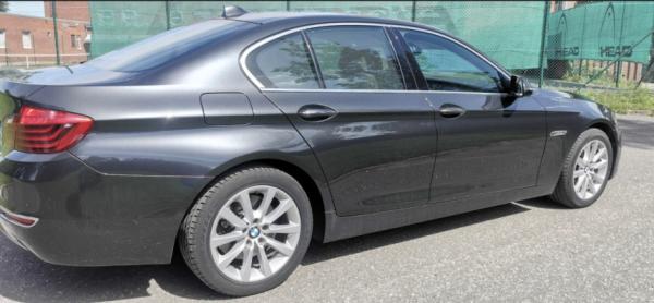 Black BMW 530 2015 in Riga, with an engine capacity of 3.00 L and mileage of 400 thousand km for 13750 €, photo 6 on AUTOMOTO.COM.LV