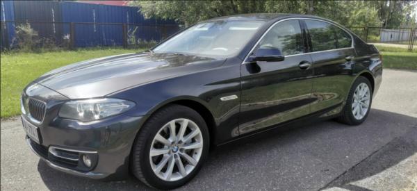 Black BMW 530 2015 in Riga, with an engine capacity of 3.00 L and mileage of 400 thousand km for 13750 €, photo 8 on AUTOMOTO.COM.LV