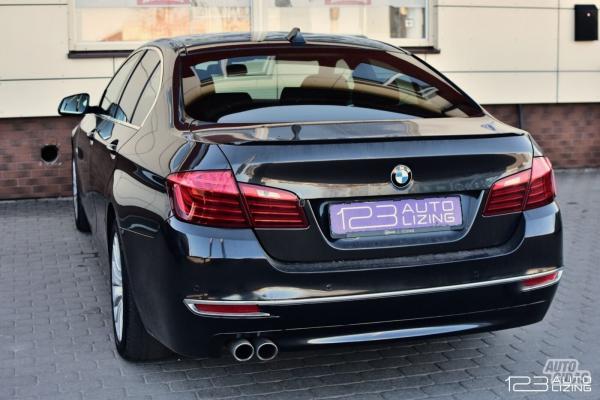 Black BMW 530 2016 in Kretinga, with an engine capacity of 3.00 L and mileage of 290 thousand km for 14499 €, photo 8 on AUTOMOTO.COM.LV