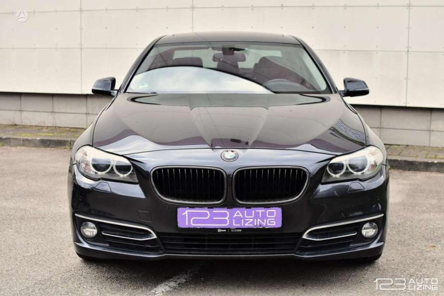 Black BMW 530 2016 in Kretinga, with an engine capacity of 3.00 L and mileage of 290 thousand km for 12750 €, photo 4 on AUTOMOTO.COM.LV