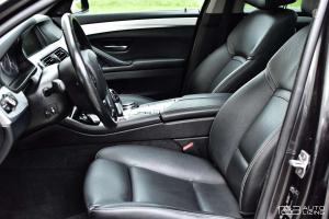 Black BMW 530 2016 in Kretinga, with an engine capacity of 3.00 L and mileage of 290 thousand km for 12750 €, photo 14 on AUTOMOTO.COM.LV