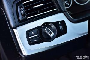 Black BMW 530 2016 in Kretinga, with an engine capacity of 3.00 L and mileage of 290 thousand km for 12750 €, photo 18 on AUTOMOTO.COM.LV