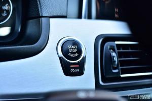Black BMW 530 2016 in Kretinga, with an engine capacity of 3.00 L and mileage of 290 thousand km for 12750 €, photo 24 on AUTOMOTO.COM.LV