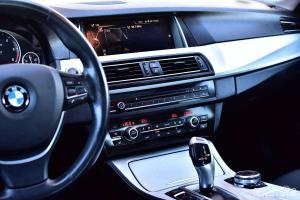 Black BMW 530 2016 in Kretinga, with an engine capacity of 3.00 L and mileage of 290 thousand km for 12750 €, photo 28 on AUTOMOTO.COM.LV