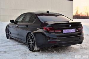 Melns BMW 530 2017 Kretinga, ar dzinēja tilpumu 3.00 L un nobraukumu 210 tūkst. km par 27500 €, foto 7 vietnē AUTOMOTO.COM.LV