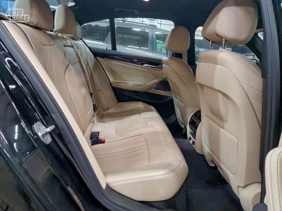 Melns BMW 530 2017 Šauļi, ar dzinēja tilpumu 2.00 L un nobraukumu 201 tūkst. km par 14000 €, foto 9 vietnē AUTOMOTO.COM.LV