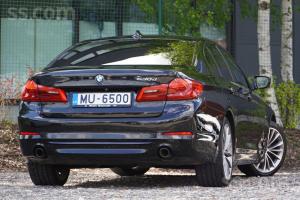 Melns BMW 530 2017 Rīga, ar dzinēja tilpumu 3.00 L un nobraukumu 146 tūkst. km par 23990 €, foto 11 vietnē AUTOMOTO.COM.LV