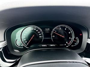 Black BMW 530 2017 in Riga, with an engine capacity of 3.00 L and mileage of 190 thousand km for 24900 €, photo 8 on AUTOMOTO.COM.LV