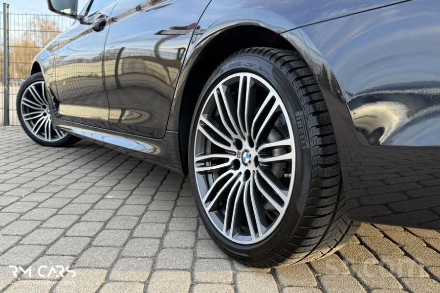 Black BMW 530 2017 in Jelgava, with an engine capacity of 2.00 L and mileage of 0 thousand km for 20950 €, photo 9 on AUTOMOTO.COM.LV