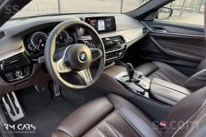 Black BMW 530 2017 in Jelgava, with an engine capacity of 2.00 L and mileage of 0 thousand km for 20950 €, photo 10 on AUTOMOTO.COM.LV