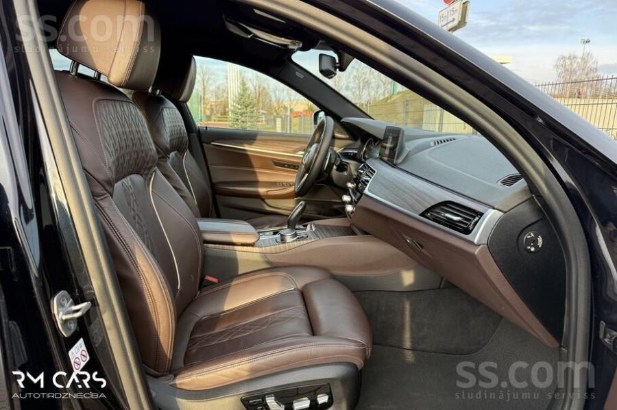 Black BMW 530 2017 in Jelgava, with an engine capacity of 2.00 L and mileage of 0 thousand km for 20950 €, photo 13 on AUTOMOTO.COM.LV