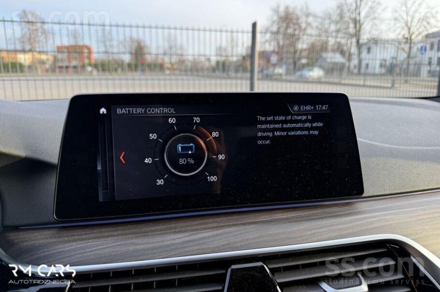 Black BMW 530 2017 in Jelgava, with an engine capacity of 2.00 L and mileage of 0 thousand km for 20950 €, photo 18 on AUTOMOTO.COM.LV