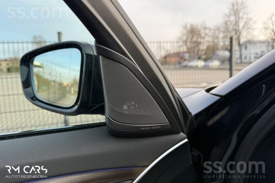 Black BMW 530 2017 in Jelgava, with an engine capacity of 2.00 L and mileage of 0 thousand km for 20950 €, photo 30 on AUTOMOTO.COM.LV