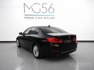 Black BMW 530 2017 in Riga, with an engine capacity of 2.00 L and mileage of 225 thousand km for 15990 €, photo 7 on AUTOMOTO.COM.LV