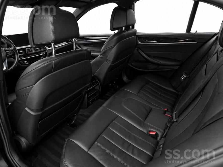 Black BMW 530 2017 in Riga, with an engine capacity of 2.00 L and mileage of 225 thousand km for 15990 €, photo 11 on AUTOMOTO.COM.LV