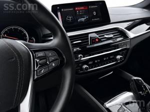 Black BMW 530 2017 in Riga, with an engine capacity of 2.00 L and mileage of 225 thousand km for 15990 €, photo 16 on AUTOMOTO.COM.LV