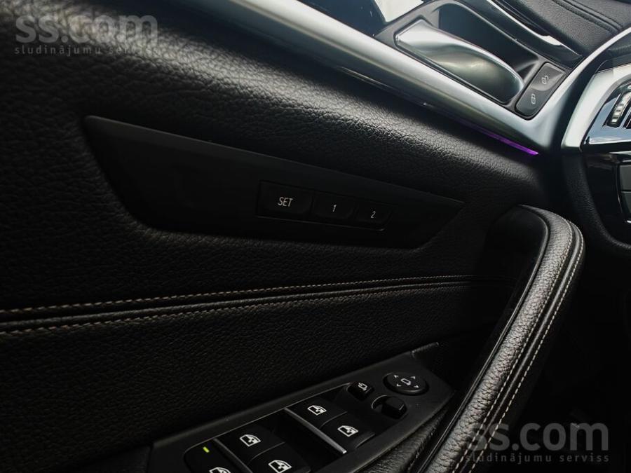 Black BMW 530 2017 in Riga, with an engine capacity of 2.00 L and mileage of 225 thousand km for 15990 €, photo 18 on AUTOMOTO.COM.LV