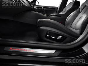 Black BMW 530 2017 in Riga, with an engine capacity of 2.00 L and mileage of 225 thousand km for 15990 €, photo 21 on AUTOMOTO.COM.LV