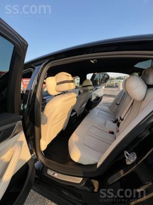 Black BMW 530 2017 in Riga, with an engine capacity of 3.00 L and mileage of 144 thousand km for 23800 €, photo 15 on AUTOMOTO.COM.LV