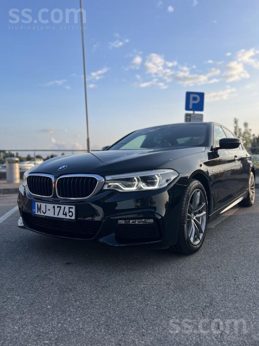 Black BMW 530 2017 in Riga, with an engine capacity of 3.00 L and mileage of 144 thousand km for 23800 €, photo 19 on AUTOMOTO.COM.LV
