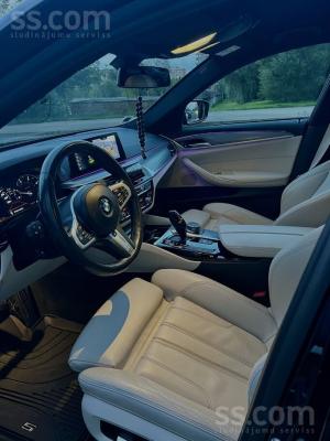 Black BMW 530 2017 in Riga, with an engine capacity of 3.00 L and mileage of 144 thousand km for 23800 €, photo 21 on AUTOMOTO.COM.LV
