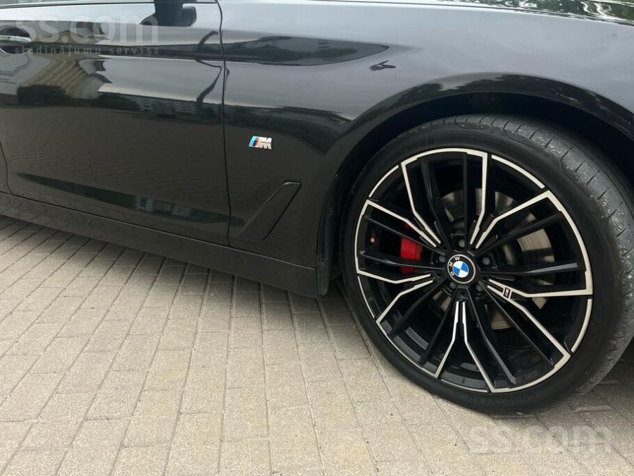 Melns BMW 530 2017 Dobele, ar dzinēja tilpumu 3.00 L un nobraukumu 197 tūkst. km par 23800 €, foto 5 vietnē AUTOMOTO.COM.LV