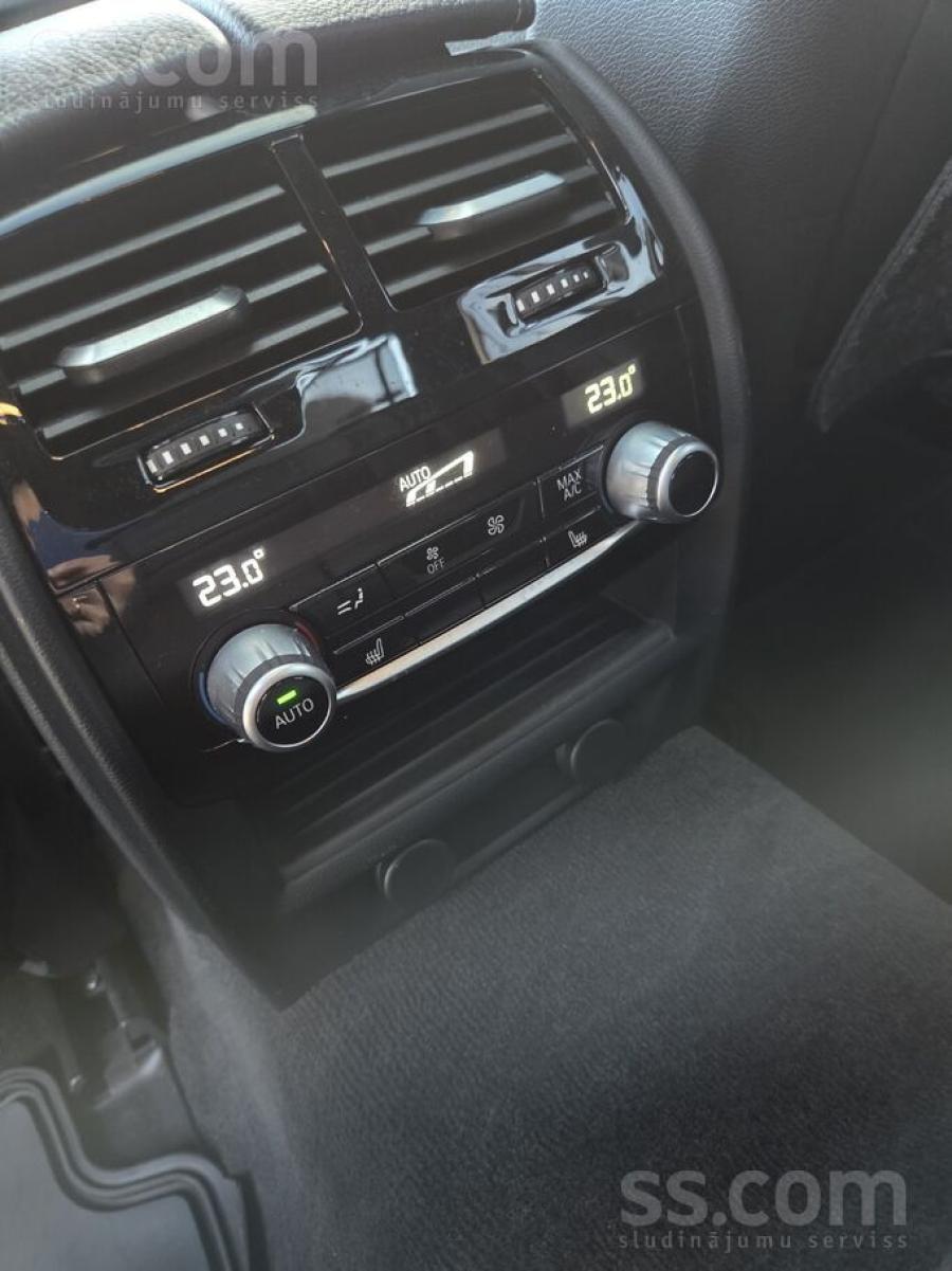 Melns BMW 530 2017 Jēkabpils, ar dzinēja tilpumu 3.00 L un nobraukumu 222 tūkst. km par 25500 €, foto 14 vietnē AUTOMOTO.COM.LV