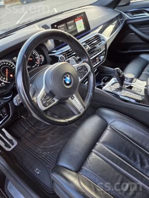 Melns BMW 530 2017 Jēkabpils, ar dzinēja tilpumu 3.00 L un nobraukumu 222 tūkst. km par 25500 €, foto 17 vietnē AUTOMOTO.COM.LV