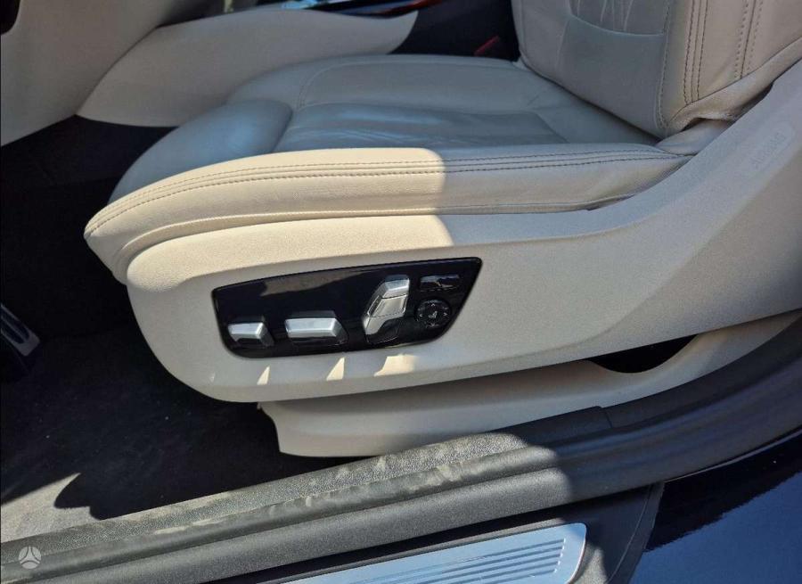 Black BMW 530 2017 in Klaipeda, with an engine capacity of 2.99 L and mileage of 179 thousand km for 11300 €, photo 13 on AUTOMOTO.COM.LV