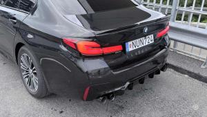 Black BMW 530 2017 in Vilnius, with an engine capacity of 2.99 L and mileage of 190 thousand km for 22700 €, photo 6 on AUTOMOTO.COM.LV