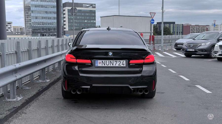 Black BMW 530 2017 in Vilnius, with an engine capacity of 2.99 L and mileage of 190 thousand km for 22700 €, photo 12 on AUTOMOTO.COM.LV
