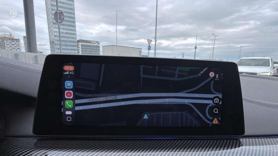 Black BMW 530 2017 in Vilnius, with an engine capacity of 2.99 L and mileage of 190 thousand km for 22700 €, photo 20 on AUTOMOTO.COM.LV