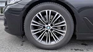 Black BMW 530 2017 in Vilnius, with an engine capacity of 2.99 L and mileage of 190 thousand km for 22700 €, photo 28 on AUTOMOTO.COM.LV