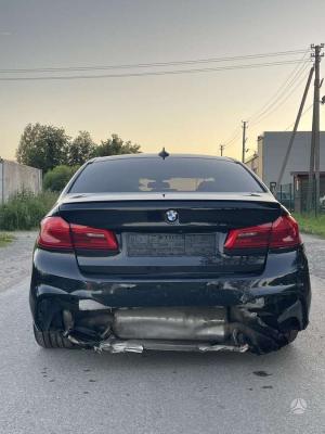 Melns BMW 530 2017 Kauņa, ar dzinēja tilpumu 2.99 L un nobraukumu 200 tūkst. km par 14990 €, foto  vietnē AUTOMOTO.COM.LV