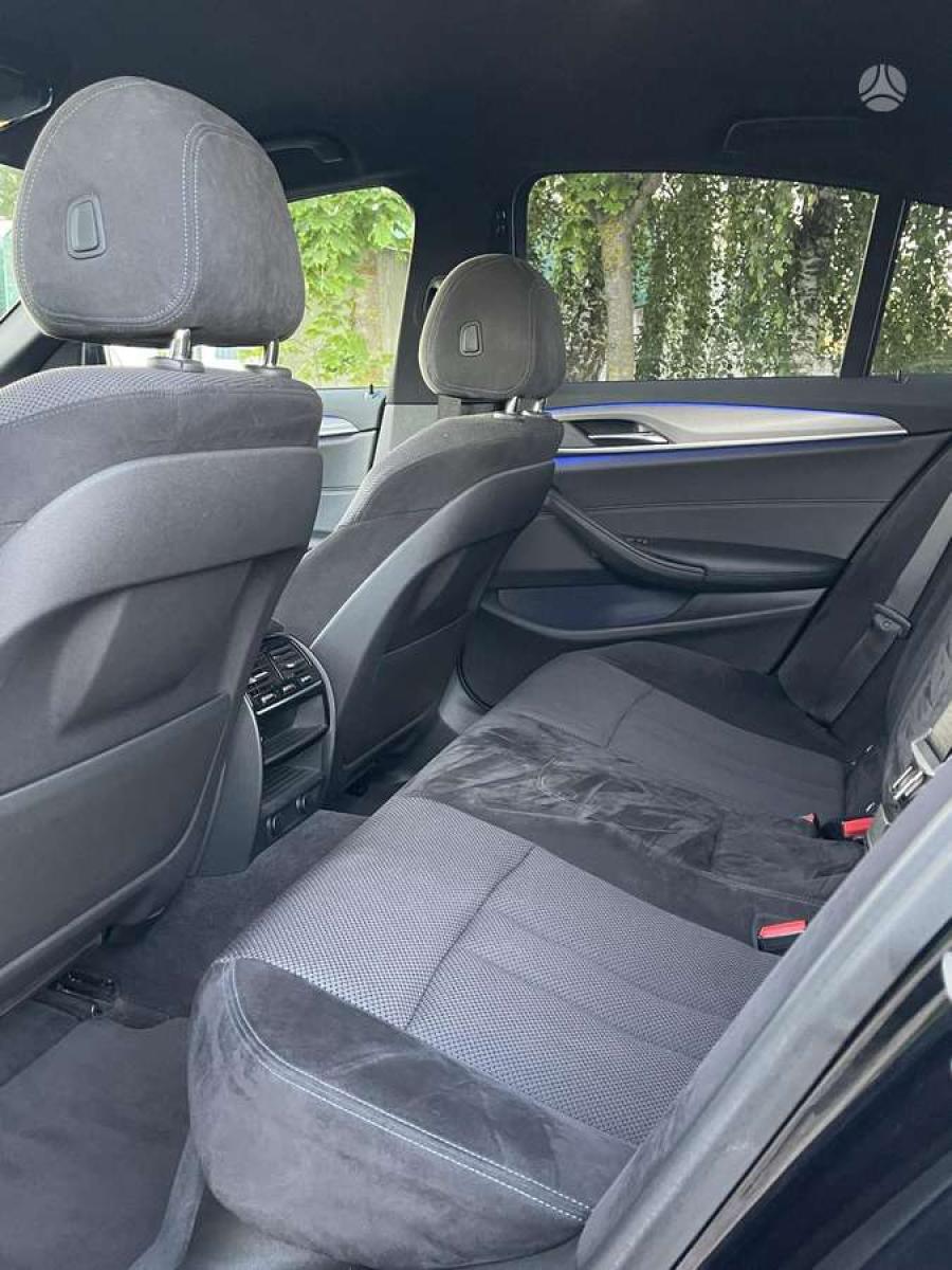 Melns BMW 530 2017 Kauņa, ar dzinēja tilpumu 2.99 L un nobraukumu 200 tūkst. km par 14990 €, foto 19 vietnē AUTOMOTO.COM.LV