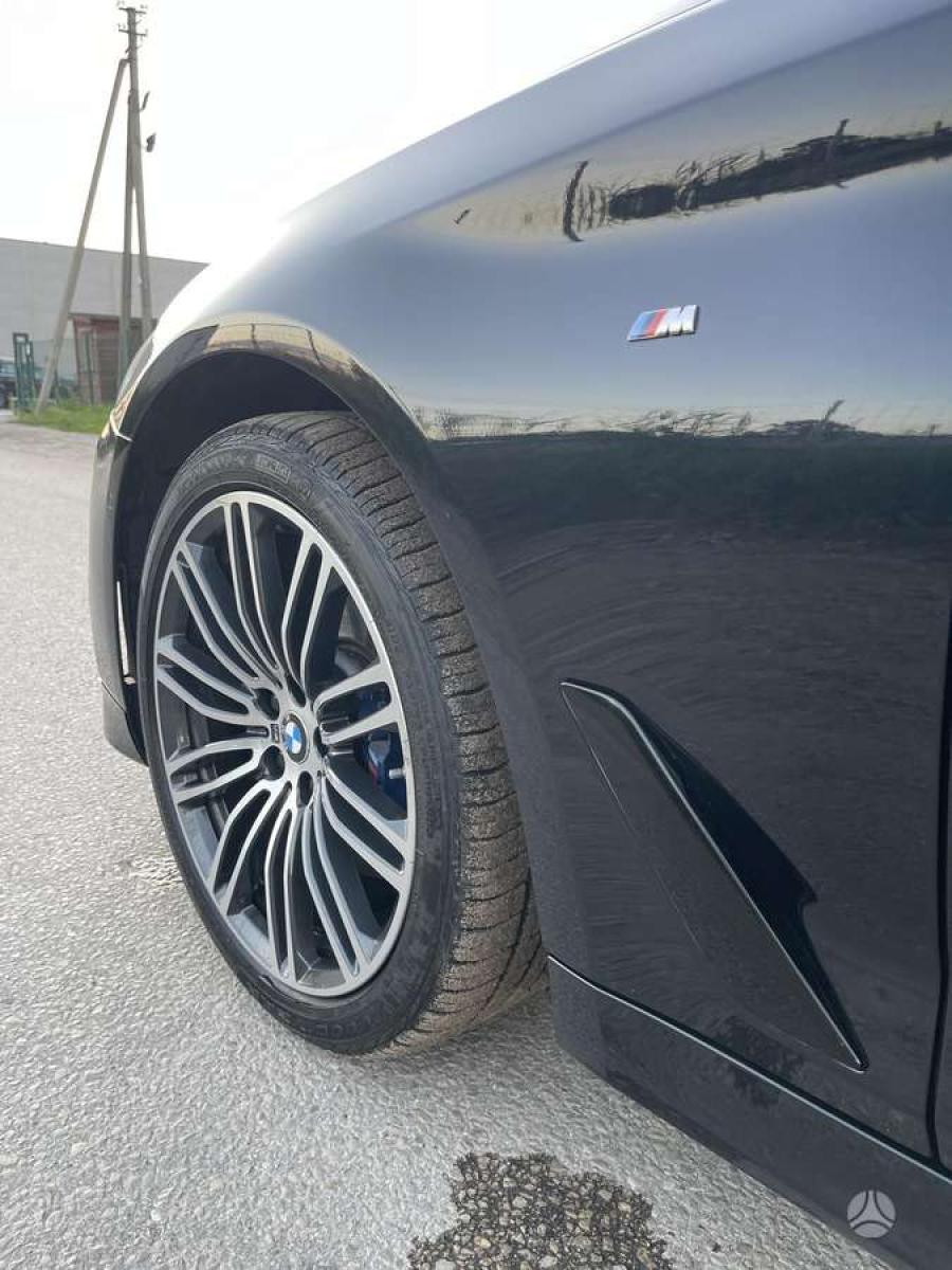 Melns BMW 530 2017 Kauņa, ar dzinēja tilpumu 2.99 L un nobraukumu 200 tūkst. km par 14990 €, foto 25 vietnē AUTOMOTO.COM.LV
