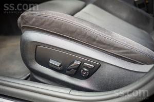 Black BMW 530 2017 in Bauska, with an engine capacity of 3.00 L and mileage of 169 thousand km for 24900 €, photo 10 on AUTOMOTO.COM.LV