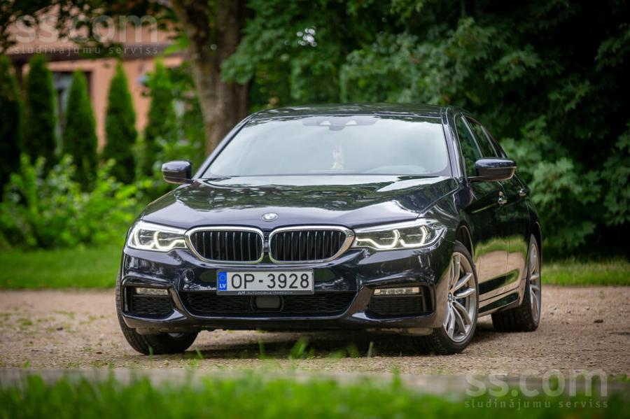Black BMW 530 2017 in Bauska, with an engine capacity of 3.00 L and mileage of 169 thousand km for 24900 €, photo 17 on AUTOMOTO.COM.LV