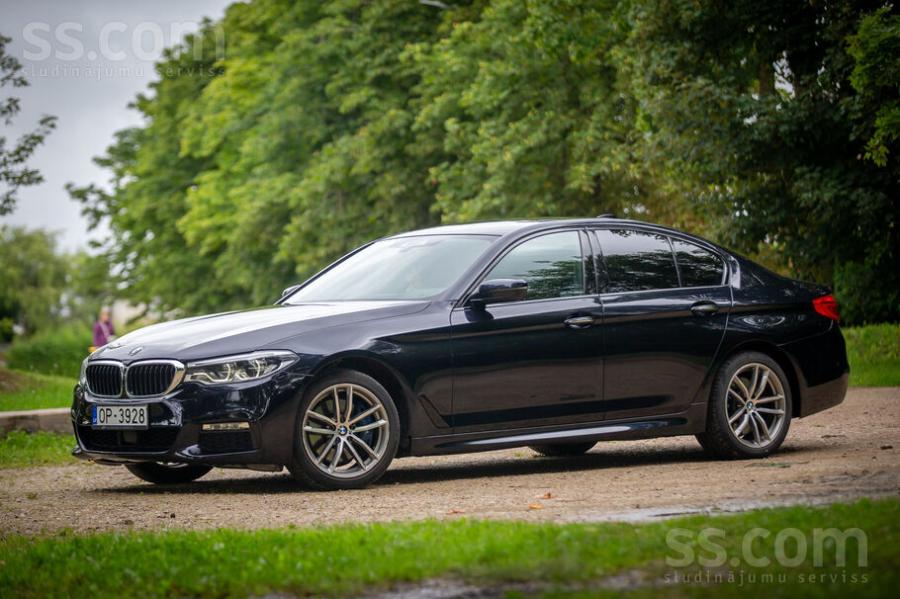 Black BMW 530 2017 in Bauska, with an engine capacity of 3.00 L and mileage of 169 thousand km for 24900 €, photo 18 on AUTOMOTO.COM.LV