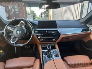 Black BMW 530 2017 in Riga, with an engine capacity of 3.00 L and mileage of 85 thousand km for 32950 €, photo 6 on AUTOMOTO.COM.LV