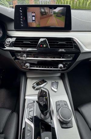 Melns BMW 530 2017 Klaipėda, ar dzinēja tilpumu 2.99 L un nobraukumu 283 tūkst. km par 18250 €, foto 13 vietnē AUTOMOTO.COM.LV