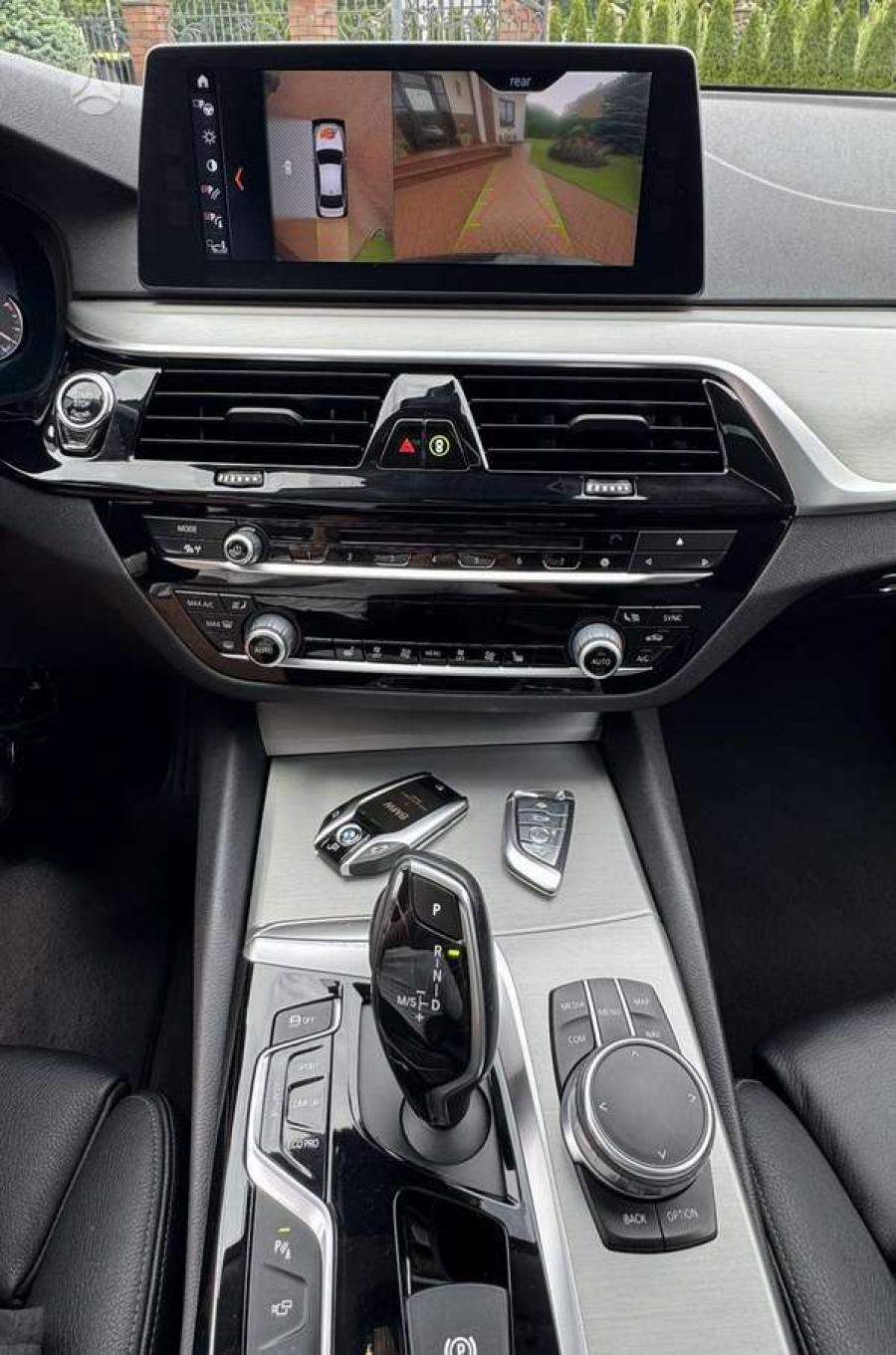 Melns BMW 530 2017 Klaipėda, ar dzinēja tilpumu 2.99 L un nobraukumu 283 tūkst. km par 18250 €, foto 13 vietnē AUTOMOTO.COM.LV