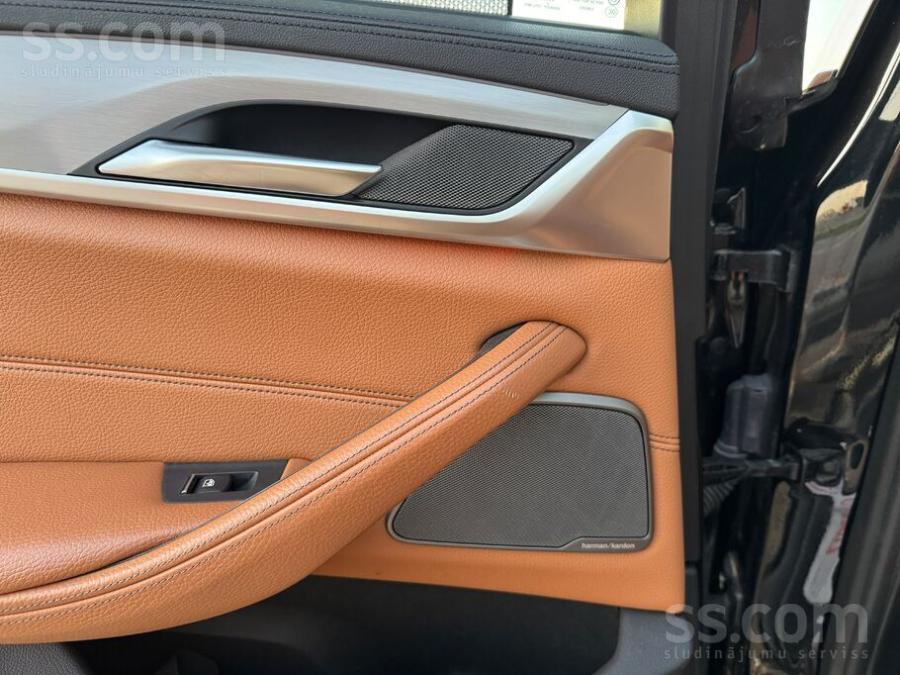 Melns BMW 530 2017 Rīga, ar dzinēja tilpumu 3.00 L un nobraukumu 151 tūkst. km par 23750 €, foto 13 vietnē AUTOMOTO.COM.LV