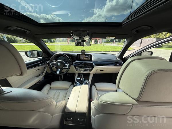 BMW 530 2017 in Jelgava on AUTOMOTO.COM.LV Black BMW 530 2017 in Jelgava, with an engine capacity of 2.00 L and mileage of 191 thousand km for 22500 ā¬, photo 6 on AUTOMOTO.COM.LV