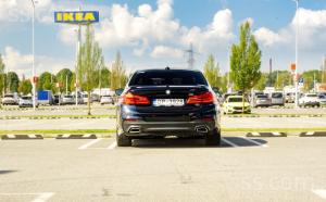 Black BMW 530 2017 in Riga, with an engine capacity of 3.00 L and mileage of 169 thousand km for 24990 €, photo 8 on AUTOMOTO.COM.LV